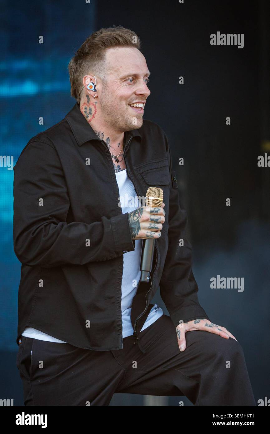 07 June 2026, Bavaria, Nuremberg: Sam Carter, singer of the British ...