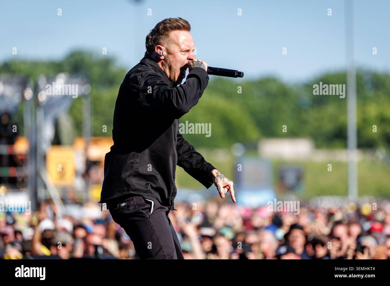 07 June 2026, Bavaria, Nuremberg: Sam Carter, singer of the British ...