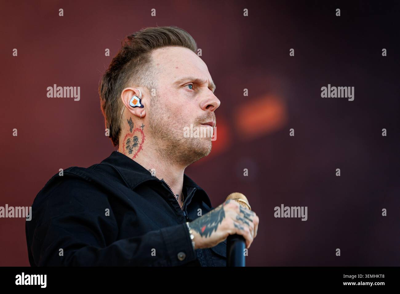 07 June 2026, Bavaria, Nuremberg: Sam Carter, singer of the British ...