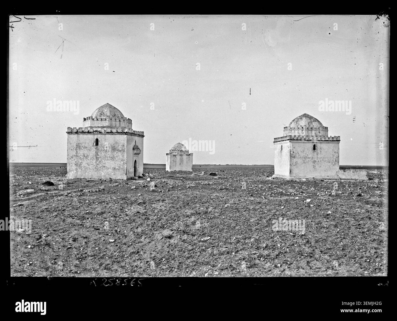 Marabouts islam tombs morocco hi-res stock photography and images - Alamy