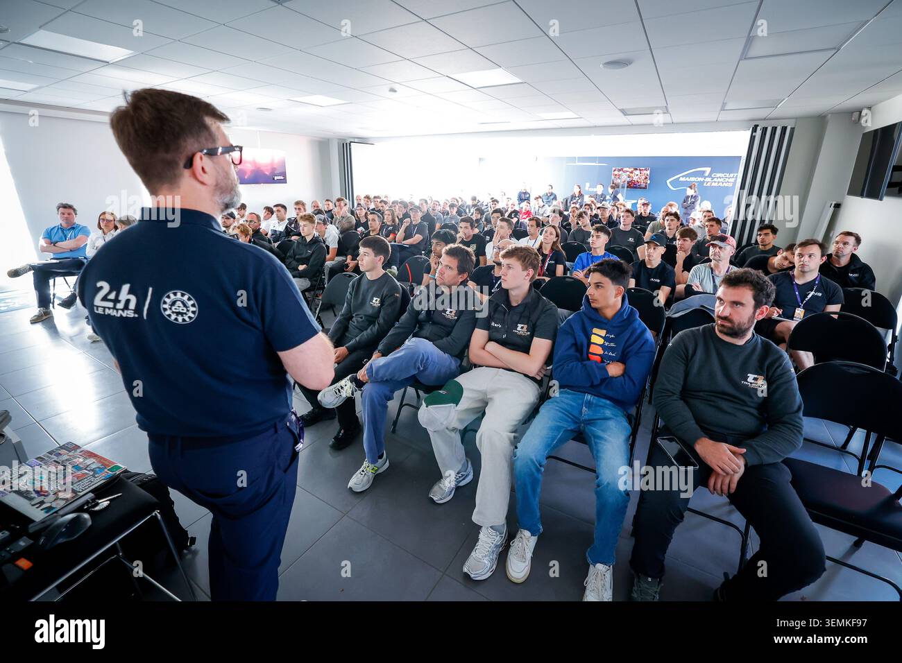 Ambiance Briefing during the Heat 3 of the 2026 Ligier European Series ...