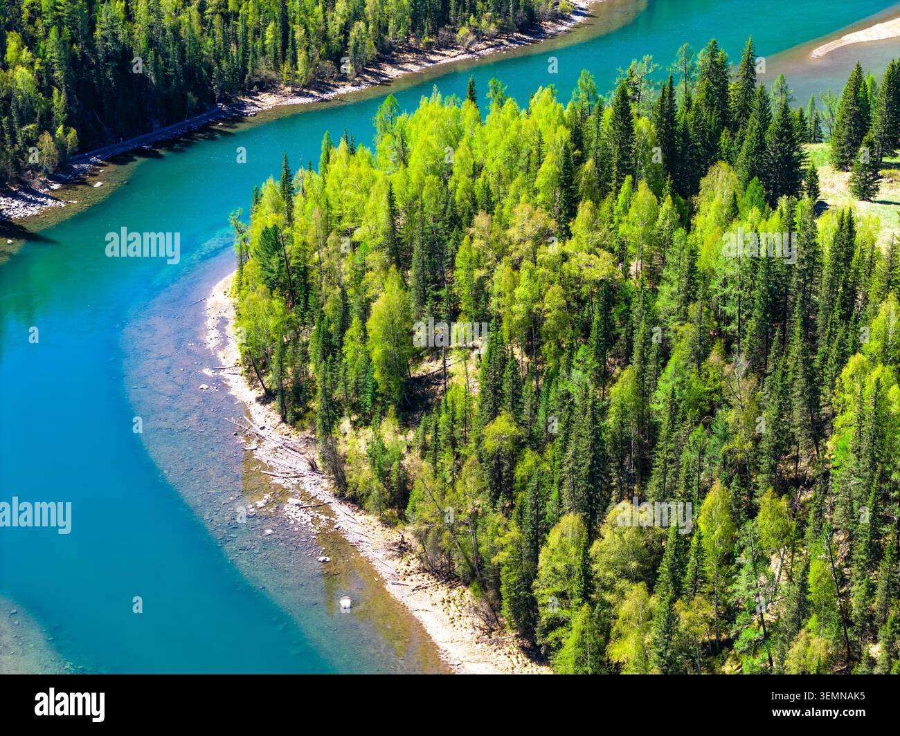 The Kanas River meanders through the valley at Kanas Moon Bay ...