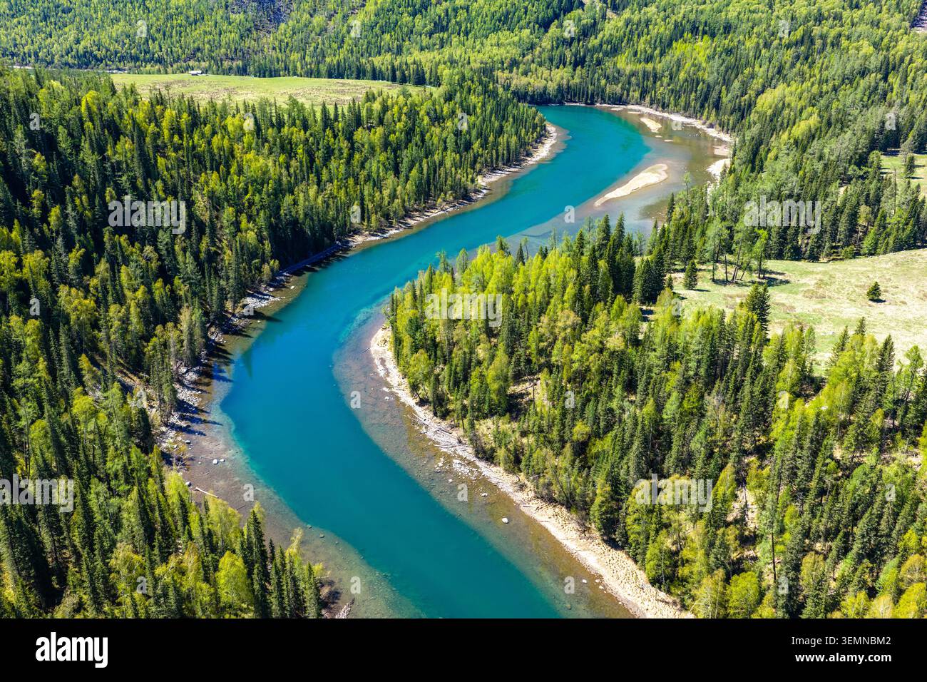 The Kanas River meanders through the valley at Kanas Moon Bay ...