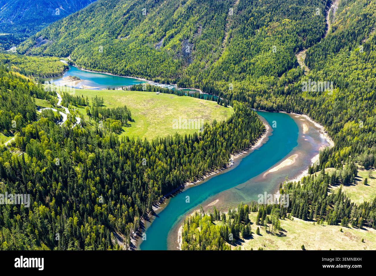The Kanas River meanders through the valley at Kanas Moon Bay ...