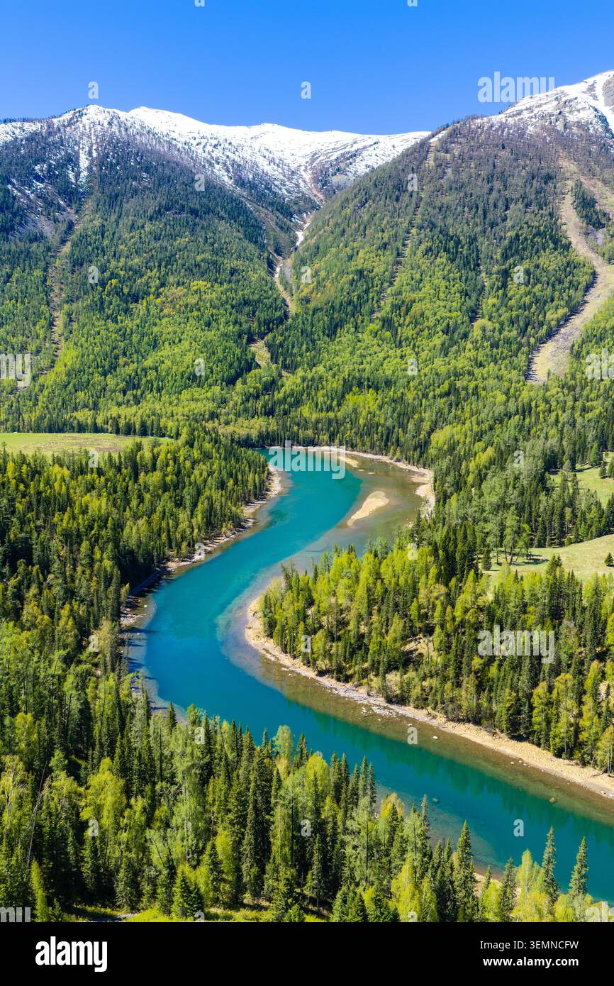 The Kanas River meanders through the valley at Kanas Moon Bay ...