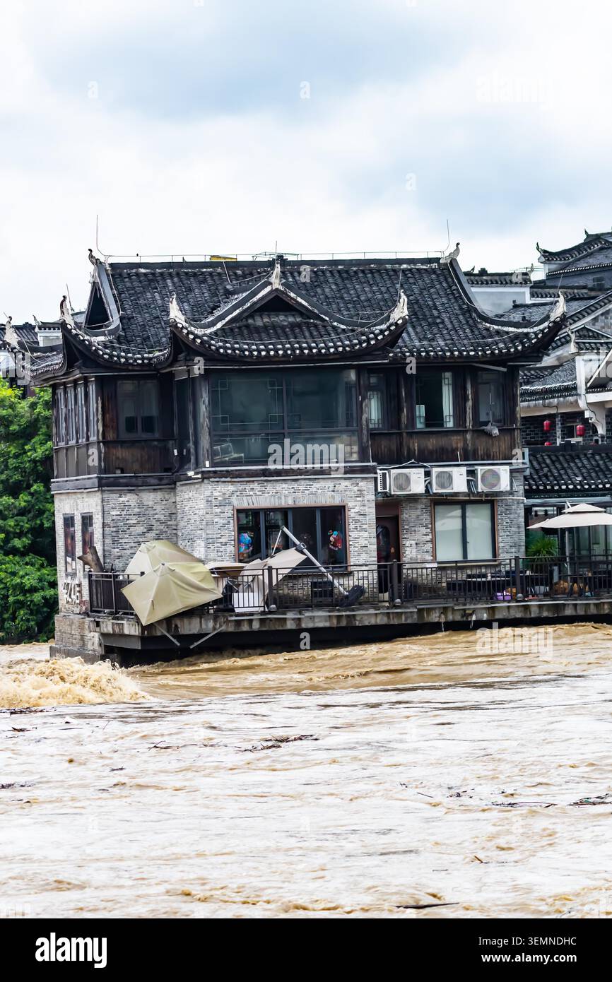Water levels rise in Wanrong River in Qianzhou Ancient Town of Jishou ...