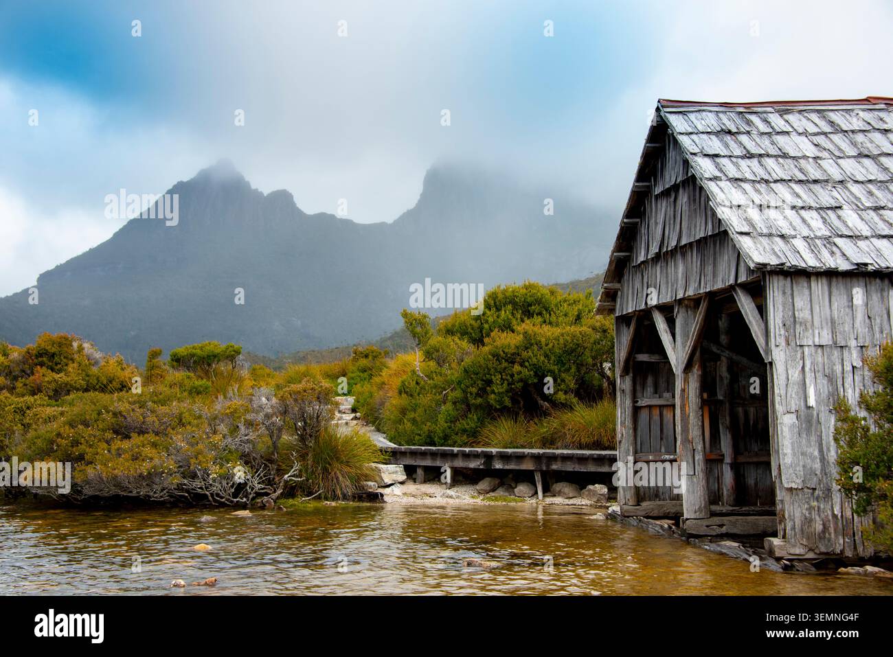 Dove Lake Boatshed in Cradle Mountain-Lake St Clair National Park ...