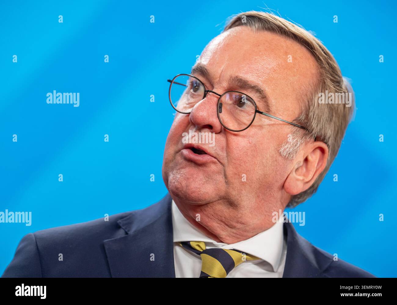 08 June 2026, Berlin: Boris Pistorius (SPD), Minister of Defense, takes ...