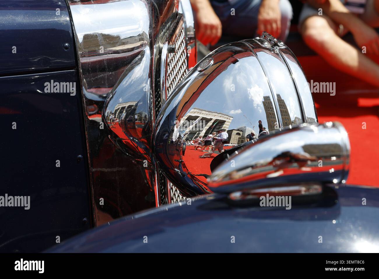IPA85489428 - A detail of a vintage car during punching of 1000 Miglia ...
