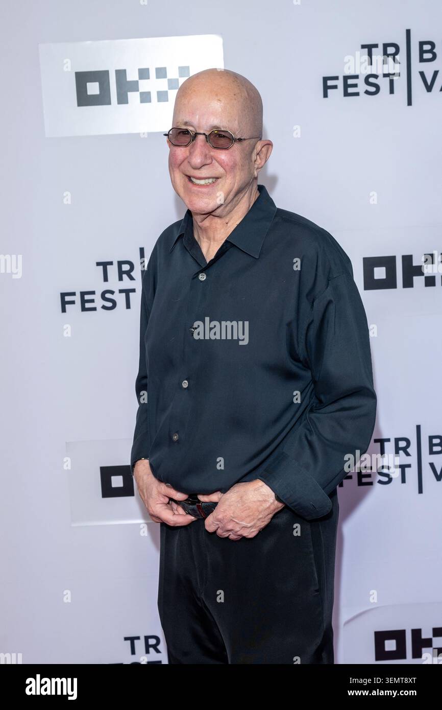 Tribeca festival red carpet 2026 hi-res stock photography and images ...