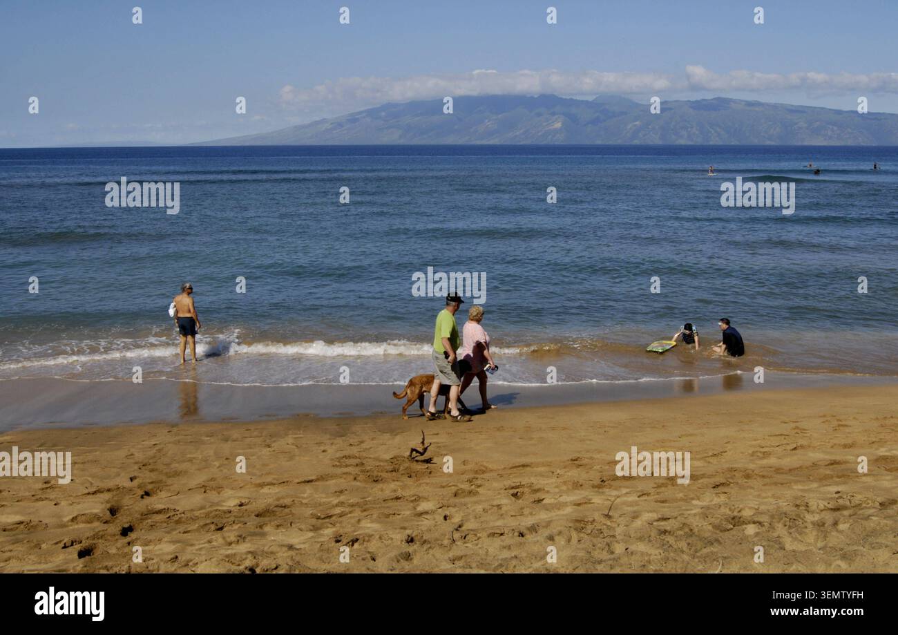 Maui .Hawaii islands ,USA Holiday makers on ka anapali beach 11 January ...