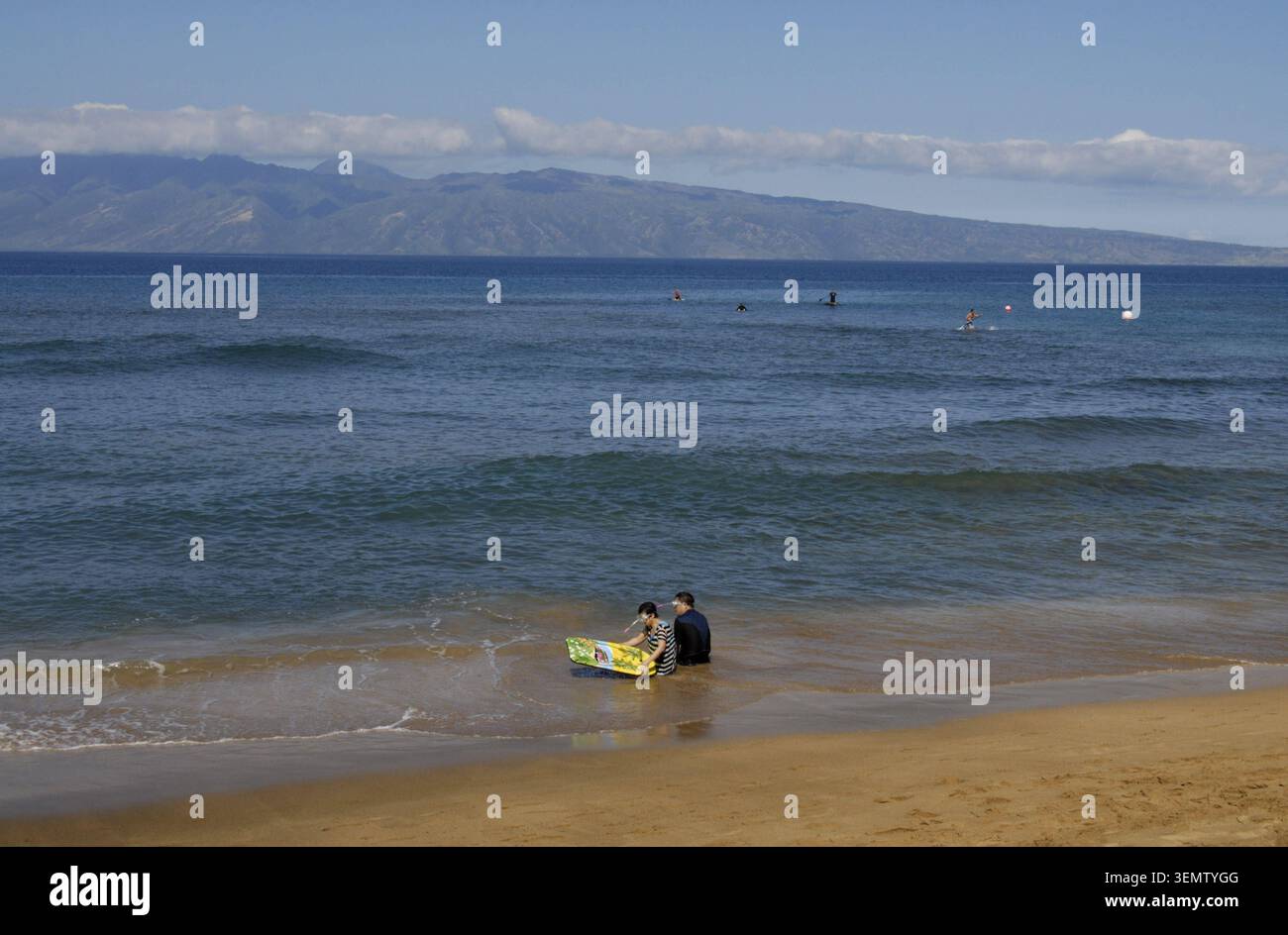 Maui .Hawaii islands ,USA Holiday makers on ka anapali beach 11 January ...