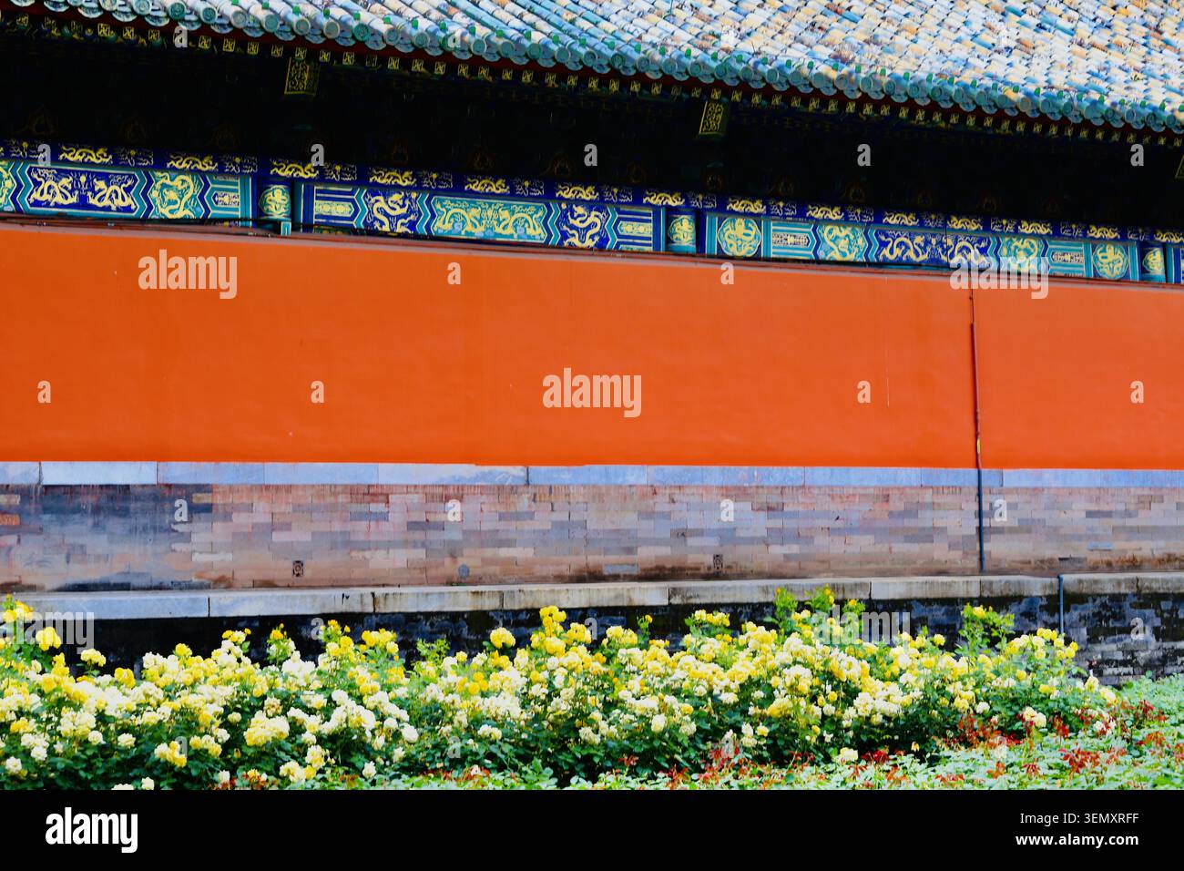 Visitors stroll in Beijing Ancient Architecture Museum during summer ...
