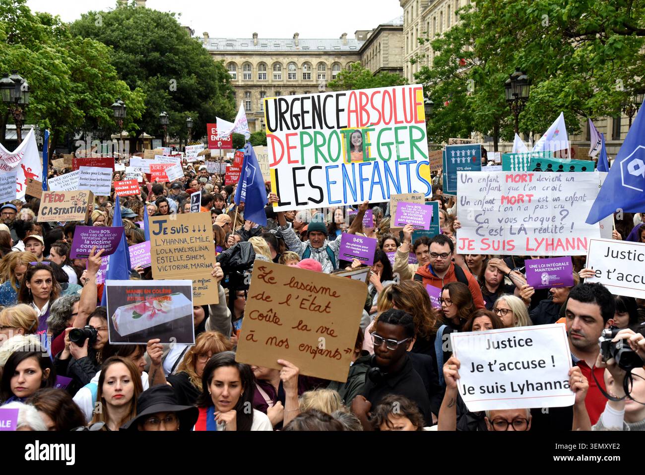 Rally for Lyhanna in front of the courthouse in Paris, to denounce the ...