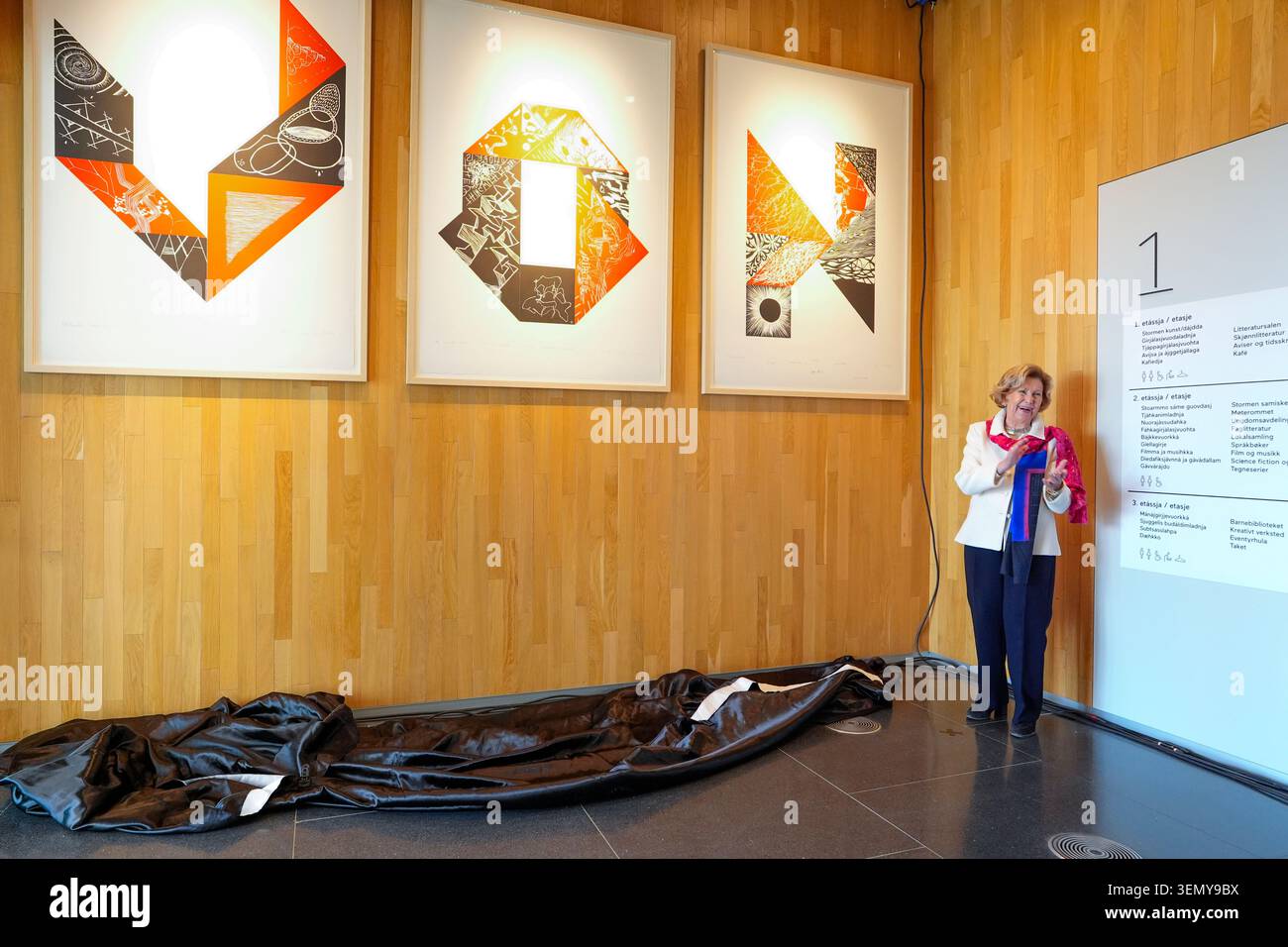 Bodoe 20260608. Queen Sonja unveils the artwork VON at Stormen Library ...
