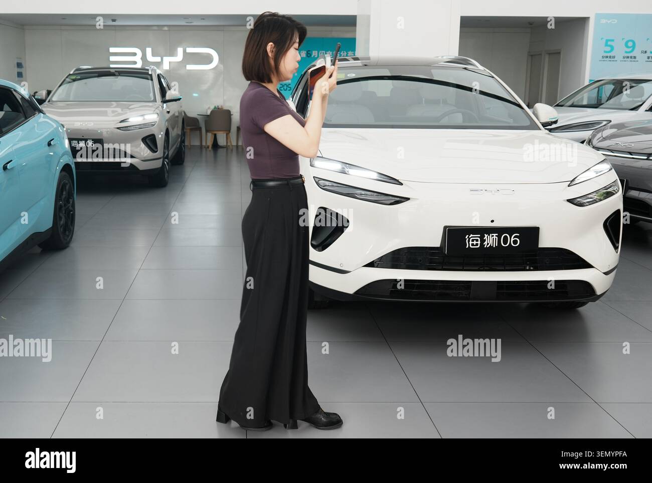 HANGZHOU, CHINA - JUNE 9, 2026 - A BYD store located in Hangzhou ...