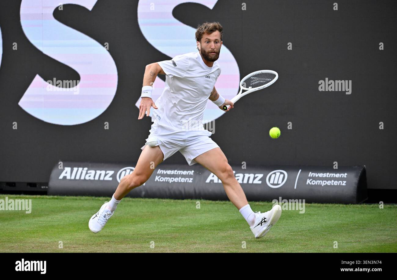 Corentin Moutet (FRA) Aktion Tennis Herren BOSS Open ATP 250 Stuttgart ...