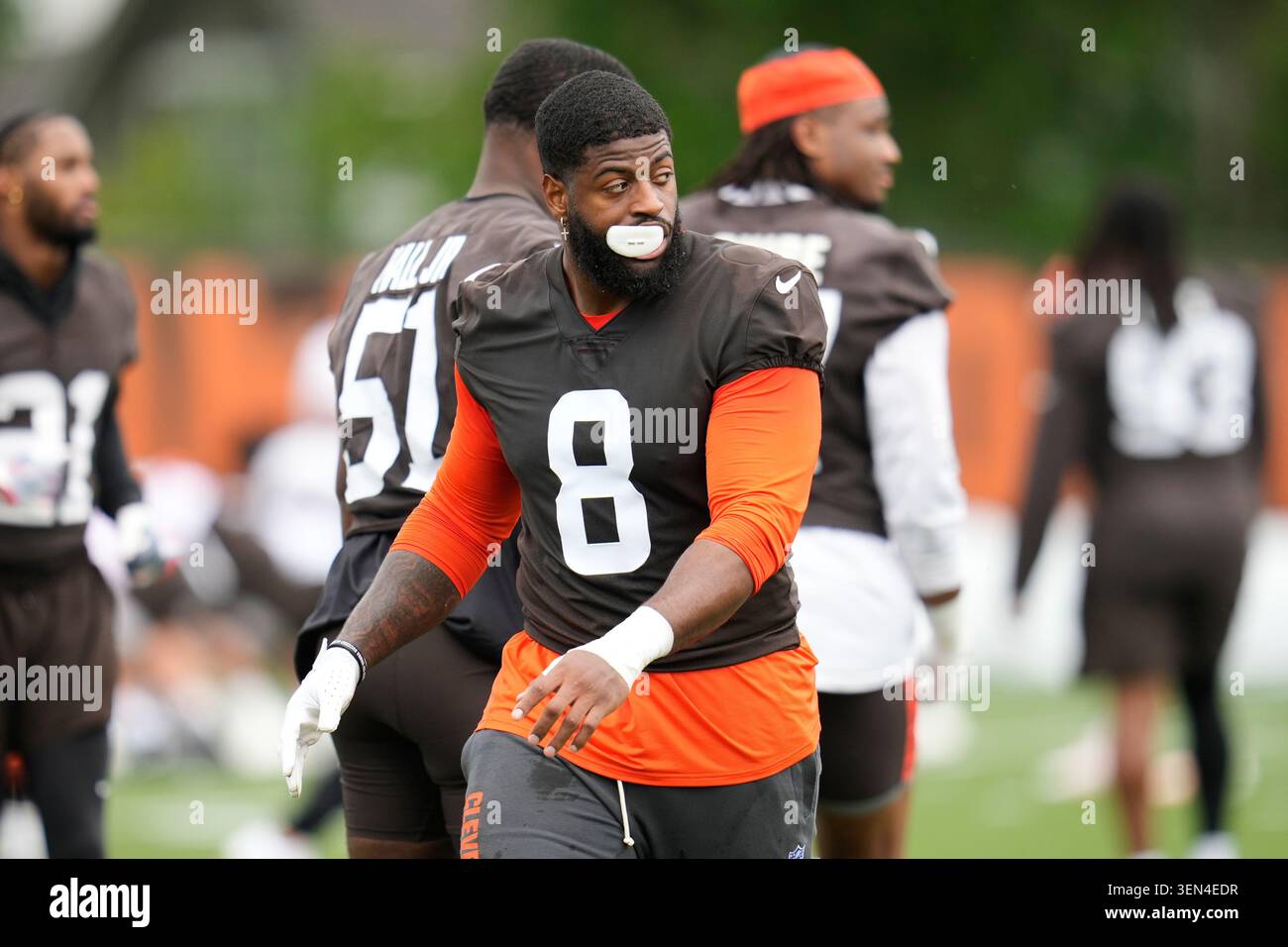Cleveland Browns' Jared Verse (8) during the teams' NFL football ...