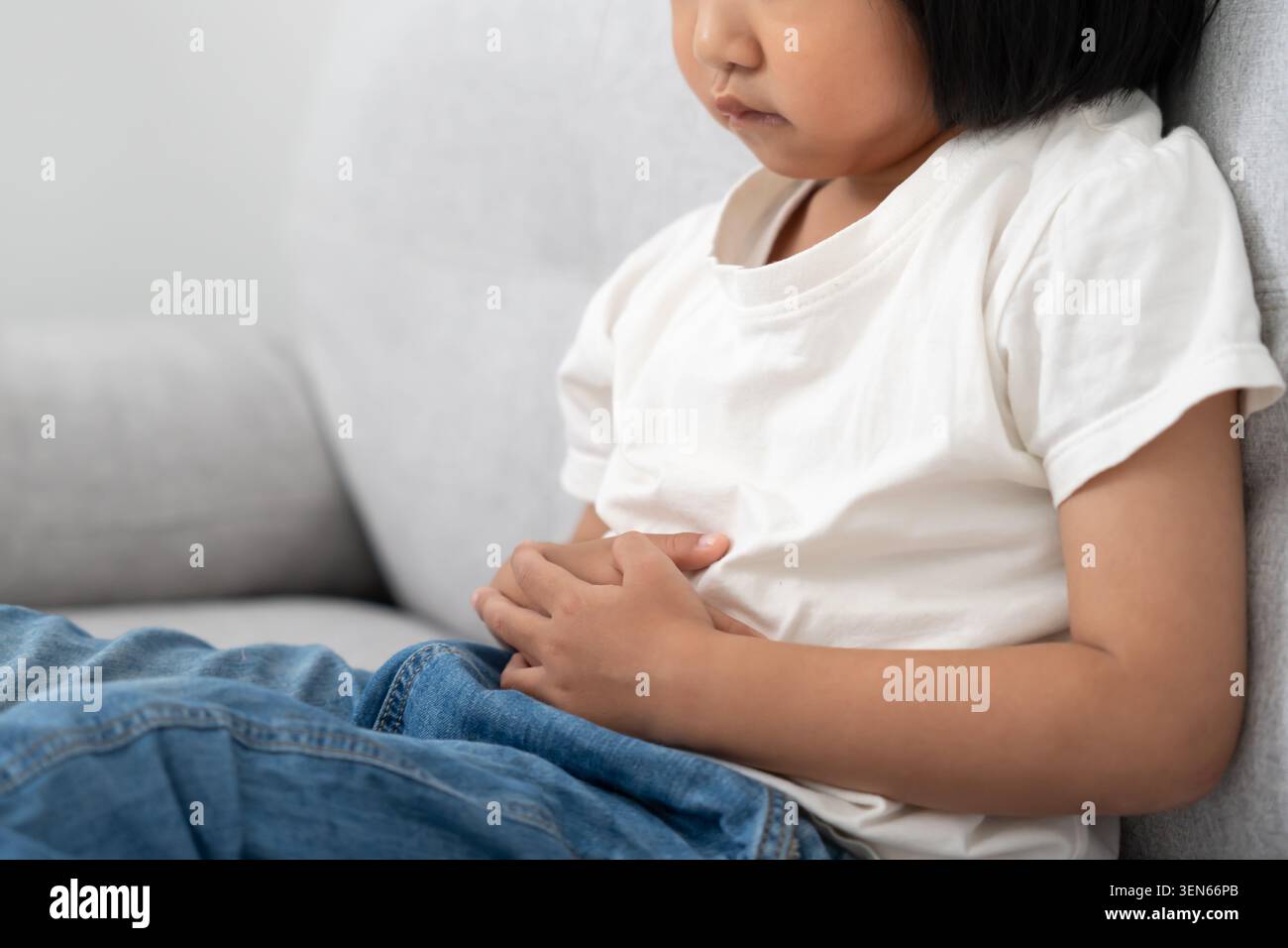stomach ache. Children have abdominal pain, indigestion, gastritis ...