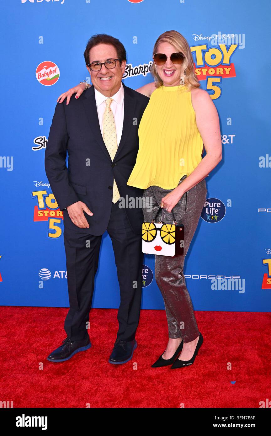 Jeff Bergman with wife Carla Delaney Bergman at the world premiere of ...