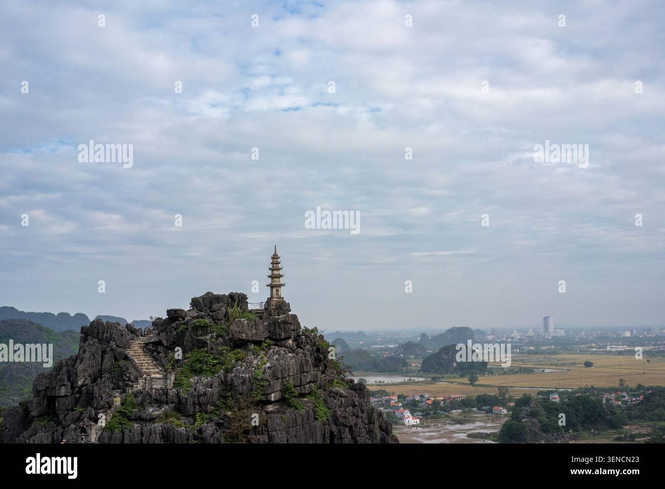 Scenic View of Hang Múa Pagoda on Limestone Mountain in Ninh Bình ...