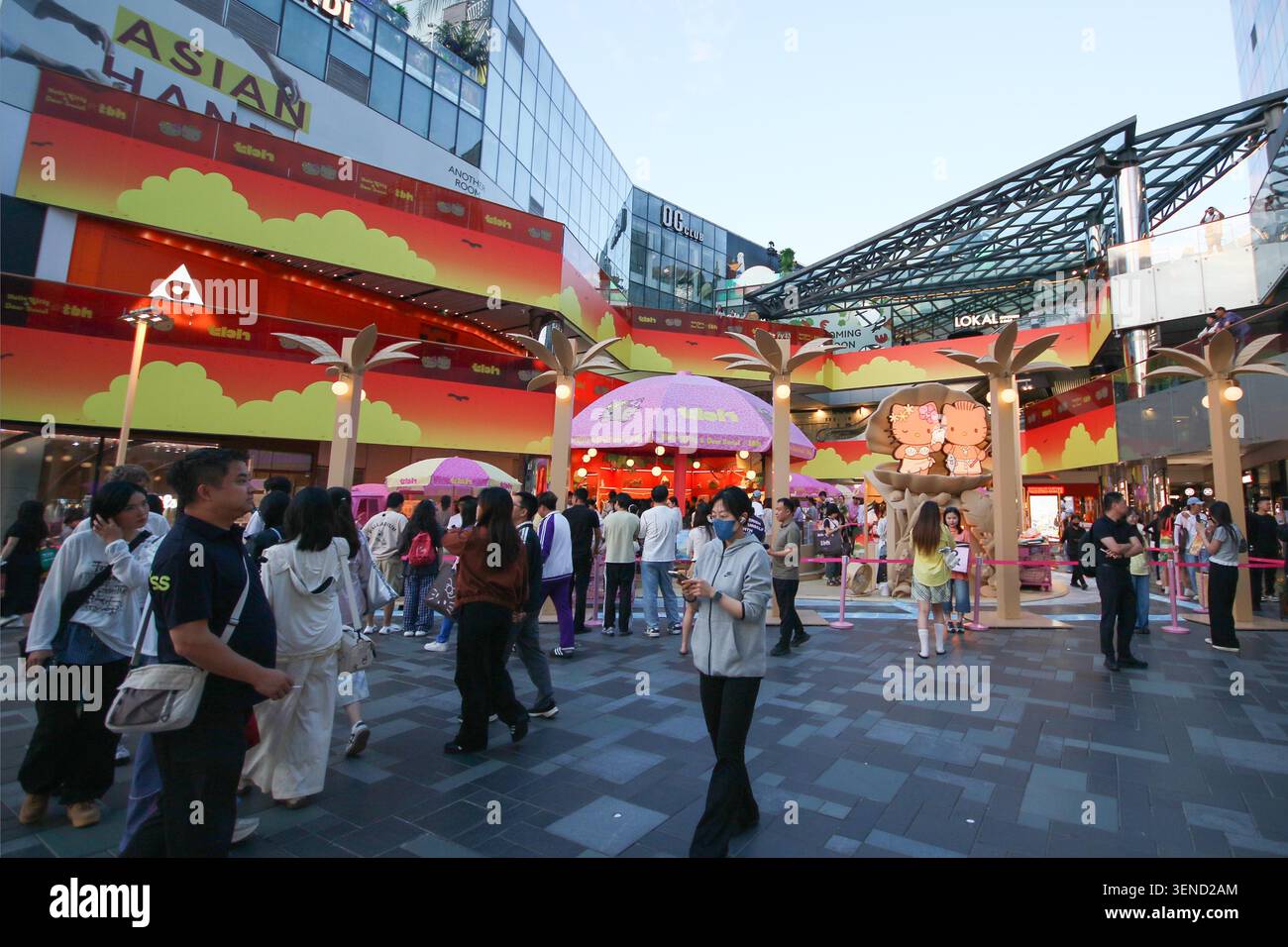 A Hello Kitty Summer Adventure Island pop-up store opens at Taikoo Li ...