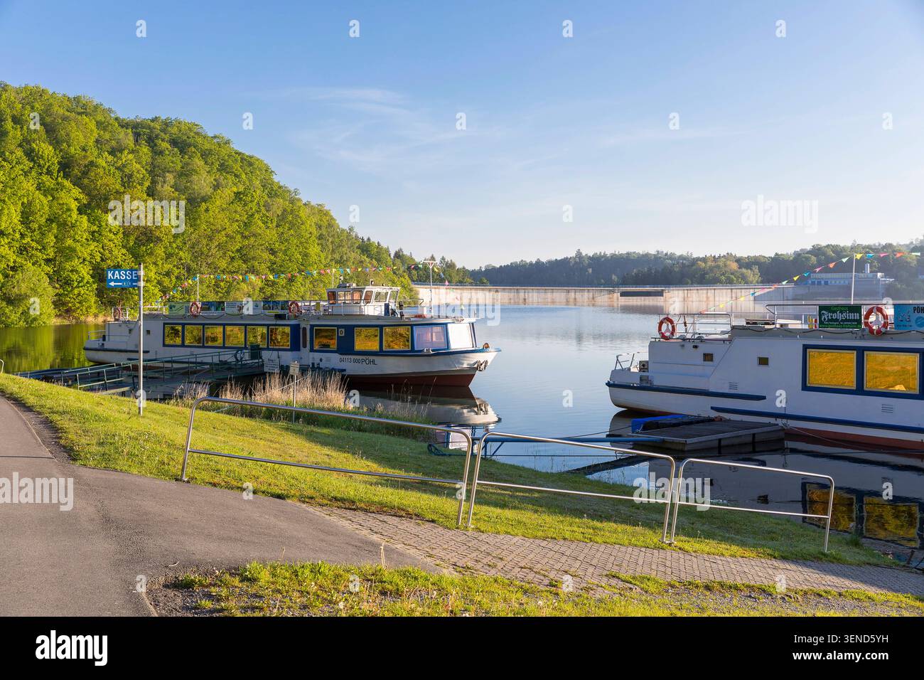 Schiffsanleger für die Fahrgastschiffe der Talsperre Pöhl, Vogtland ...