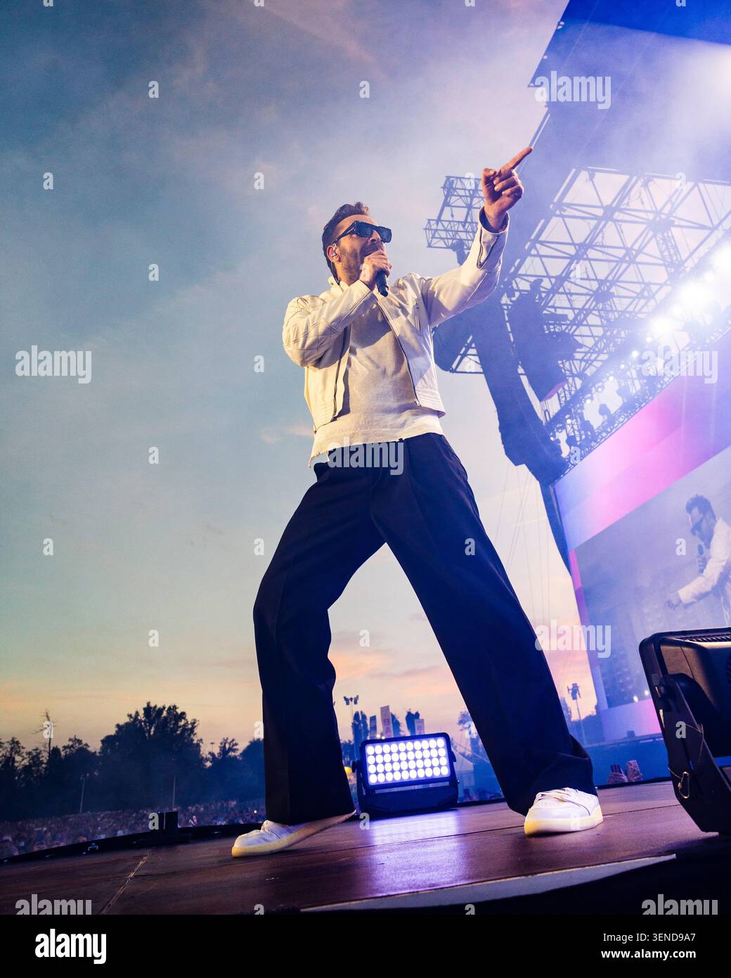 Cesare Cremonini performs live at Ippodromo La Maura in Milan, Italy ...