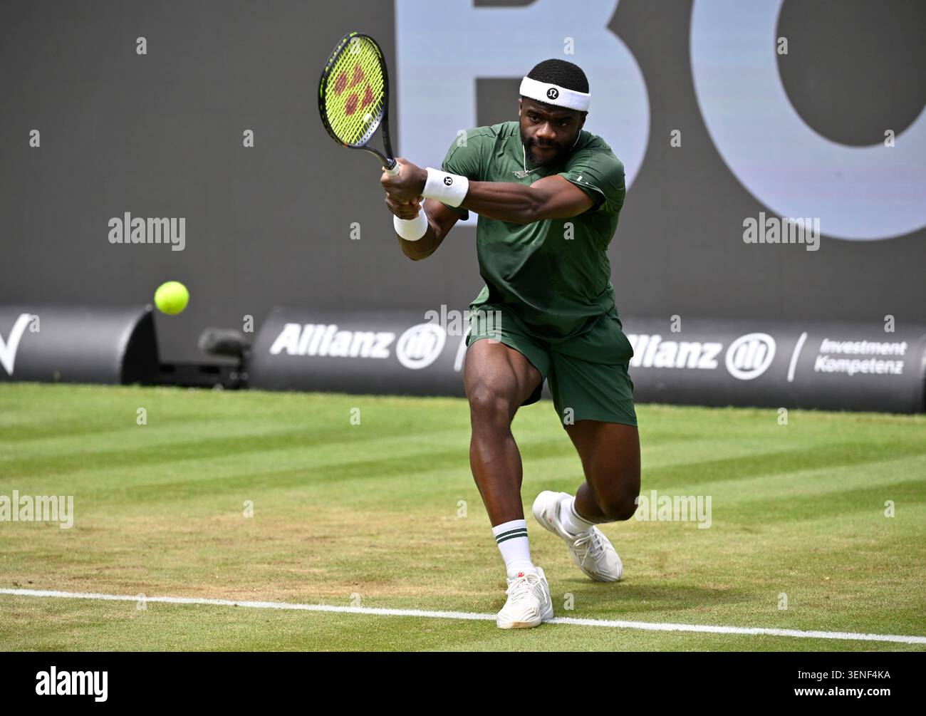 Frances Tiafoe (USA) Aktion Tennis Herren BOSS Open ATP 250 Stuttgart ...