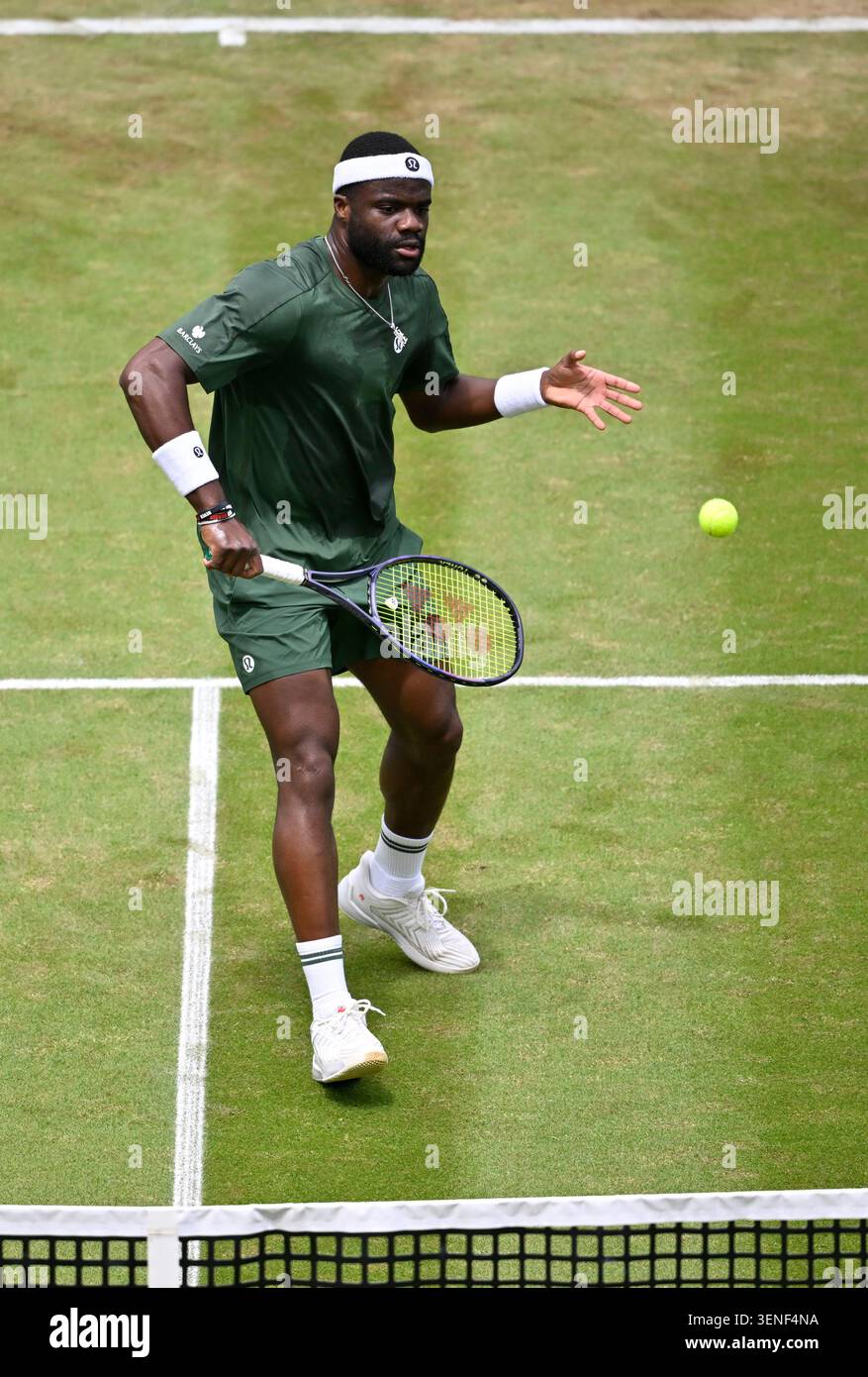Frances Tiafoe (USA) Aktion Tennis Herren BOSS Open ATP 250 Stuttgart ...