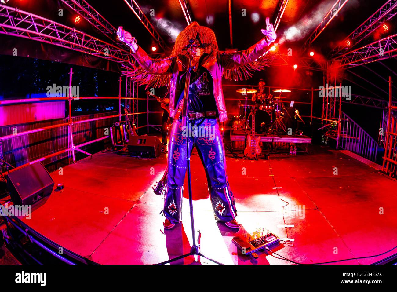 Milan Italy. 10th jun 2026. The American singer-songwriter William ...