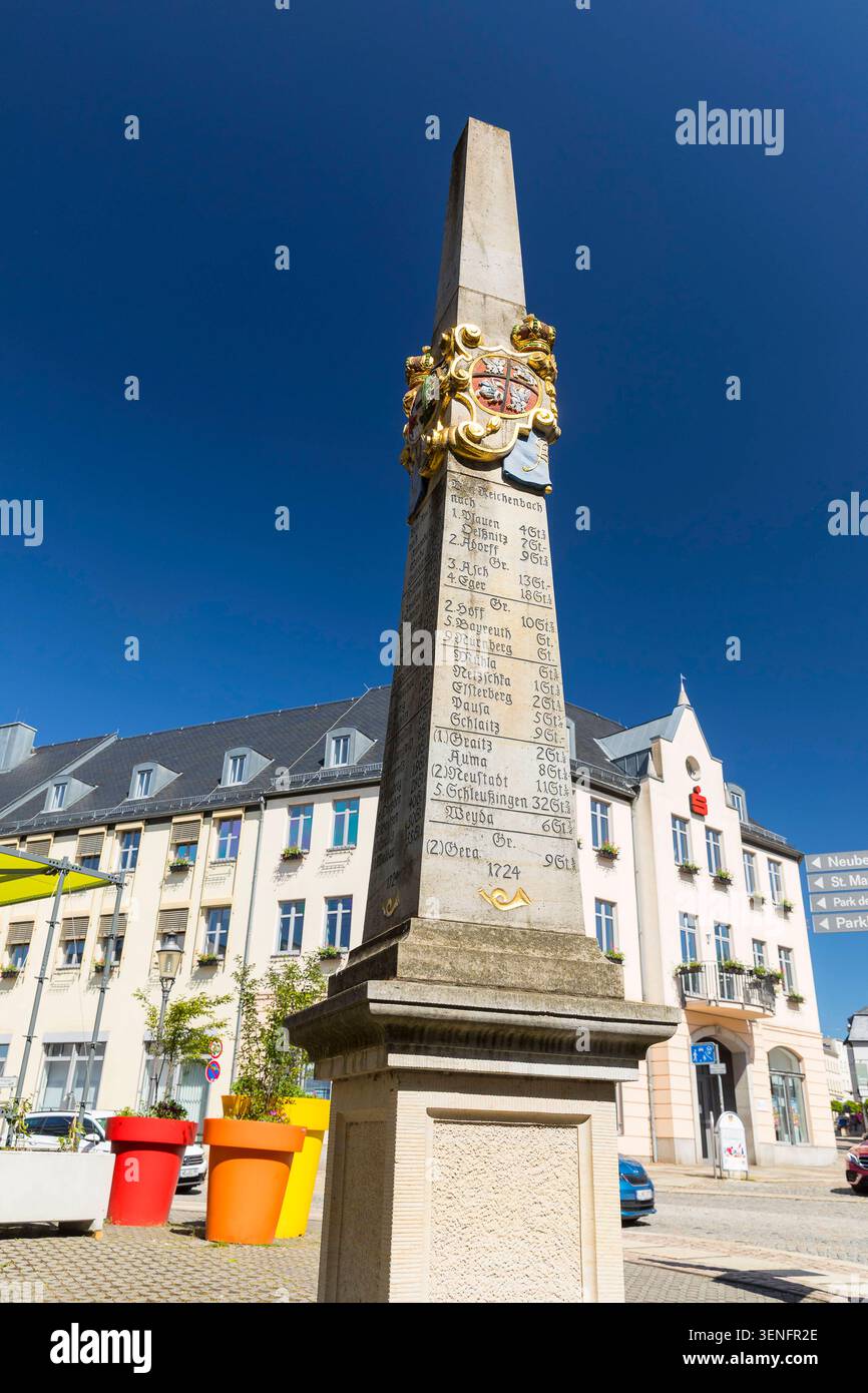 Kursächsische Postmeilensäule auf dem Postplatz, Reichenbach im ...