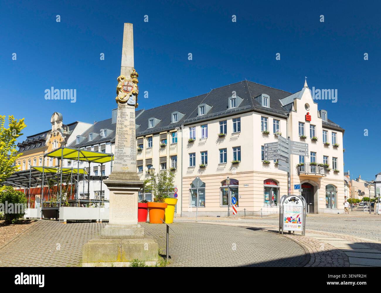 Kursächsische Postmeilensäule auf dem Postplatz, Reichenbach im ...