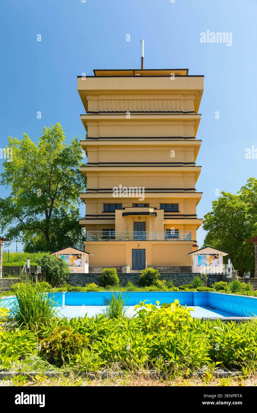 Historischer Wasserturm von 1926 im Stil des Neuen Bauens, Reichenbach ...