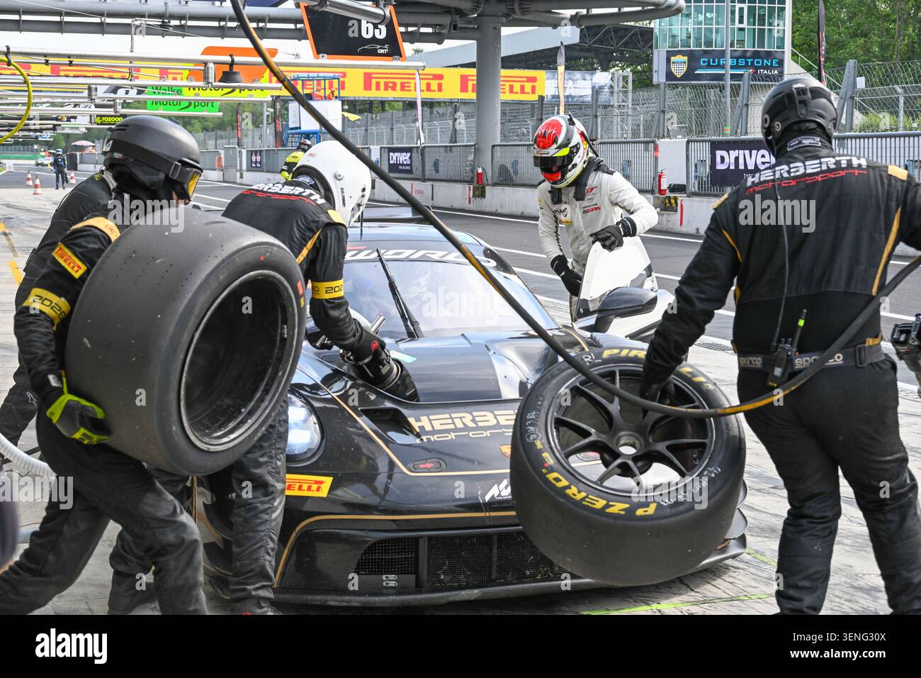 Monza, Italy. 31 May, 2026. A pit Stop wheels change, during GT World ...