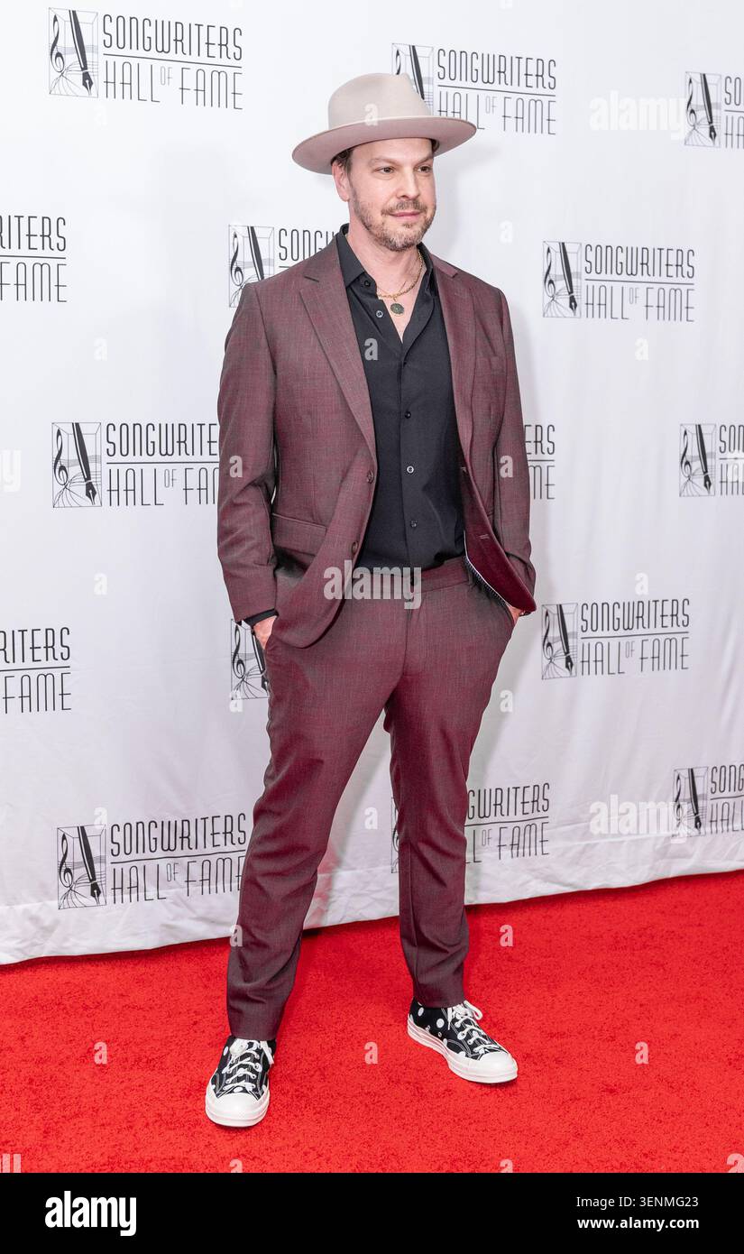 Gavin DeGraw attends Songwriters Hall Of Fame Annual Induction And ...