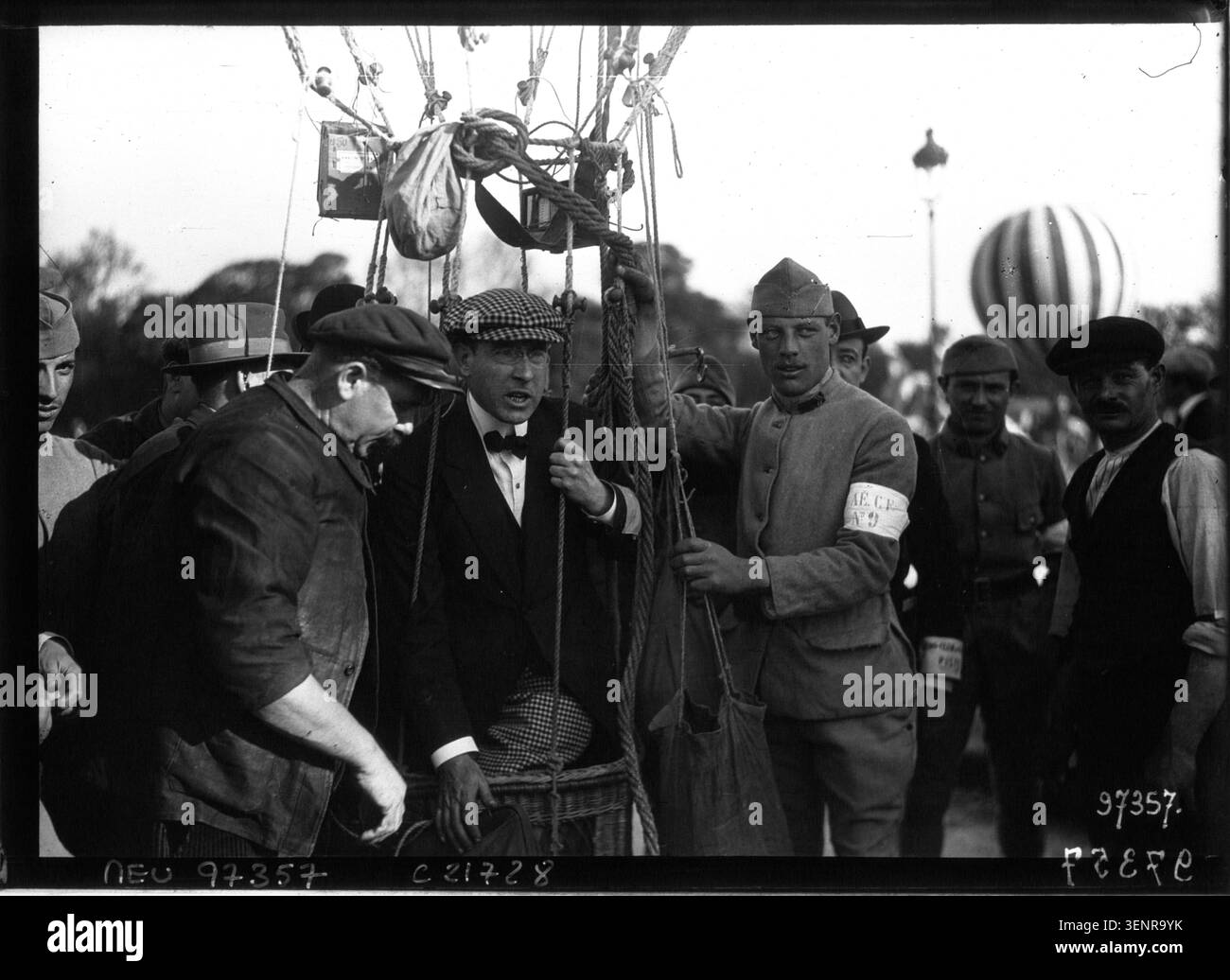 Aeronautical grand prix Black and White Stock Photos & Images - Alamy