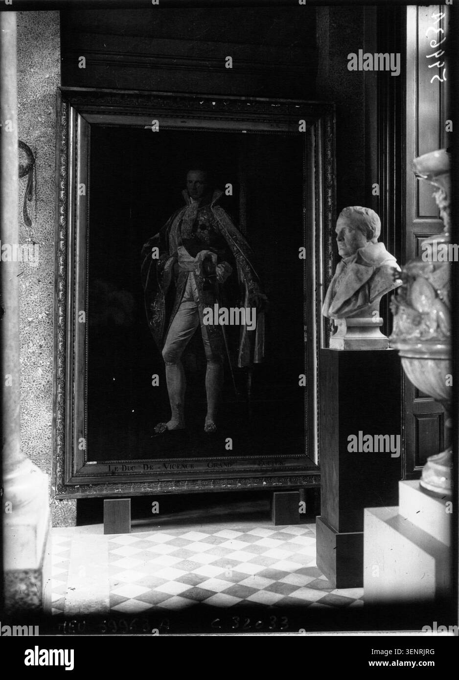 Fixed image source Black and White Stock Photos & Images - Alamy