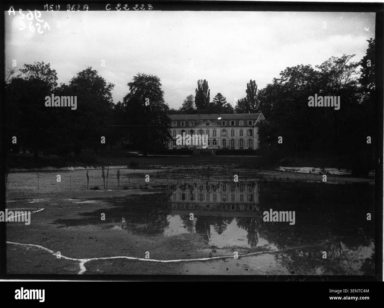 Silver gelatin institutional print Black and White Stock Photos ...