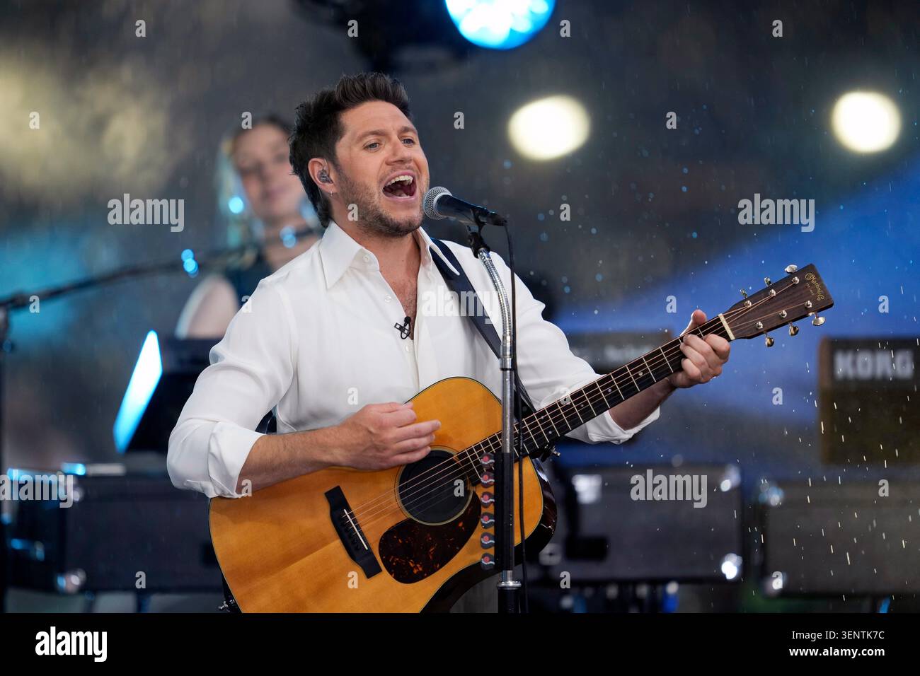 Niall Horan performs in the rain on NBC's Today show at Rockefeller ...