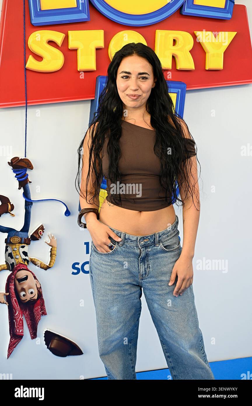 Carla Flila attends the premiere of the film Toy Story 5 on 12 June ...