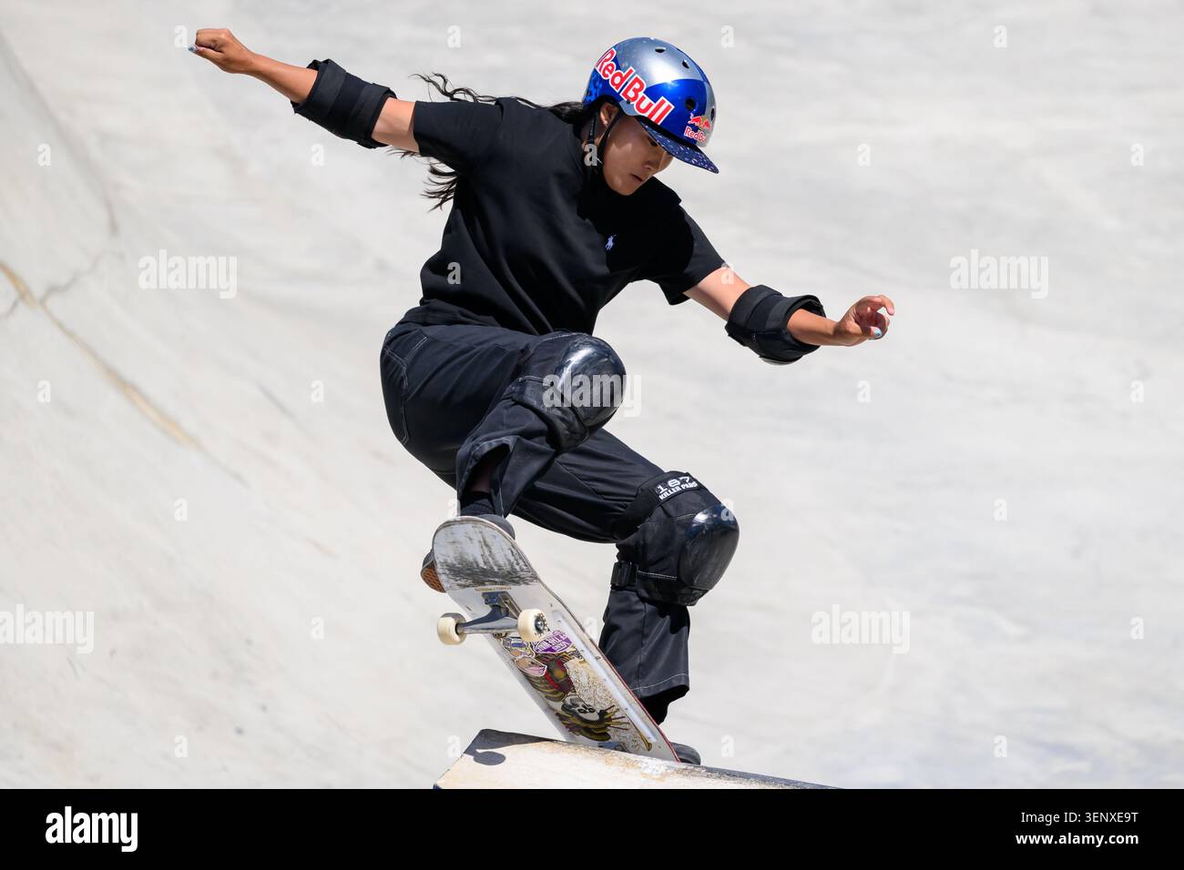 Sakura Yosozumi of Japan competes in the quarter finals of the women's ...
