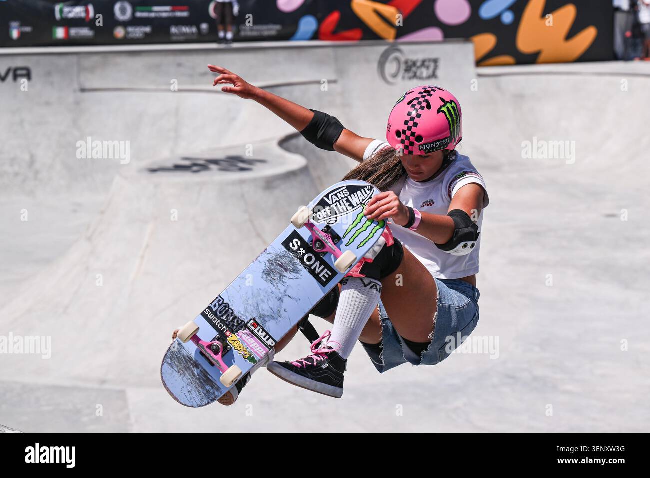 IPA85623804 - Arisa TREW (AUS) competes in the women's quarterfinals of ...