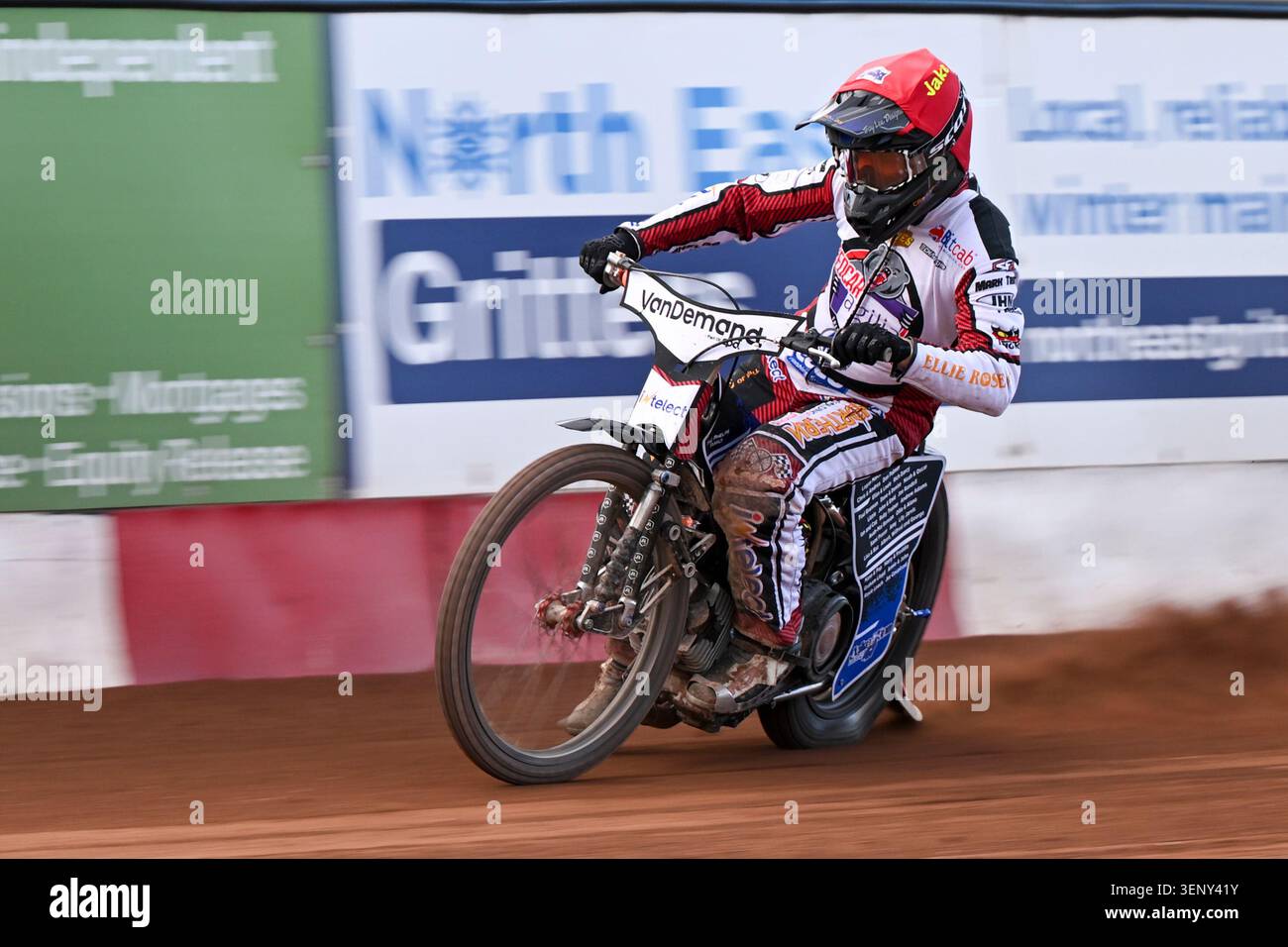 Jake Allen of Redcar Bears leads during Heat 7 of the Maxicab KO Cup ...