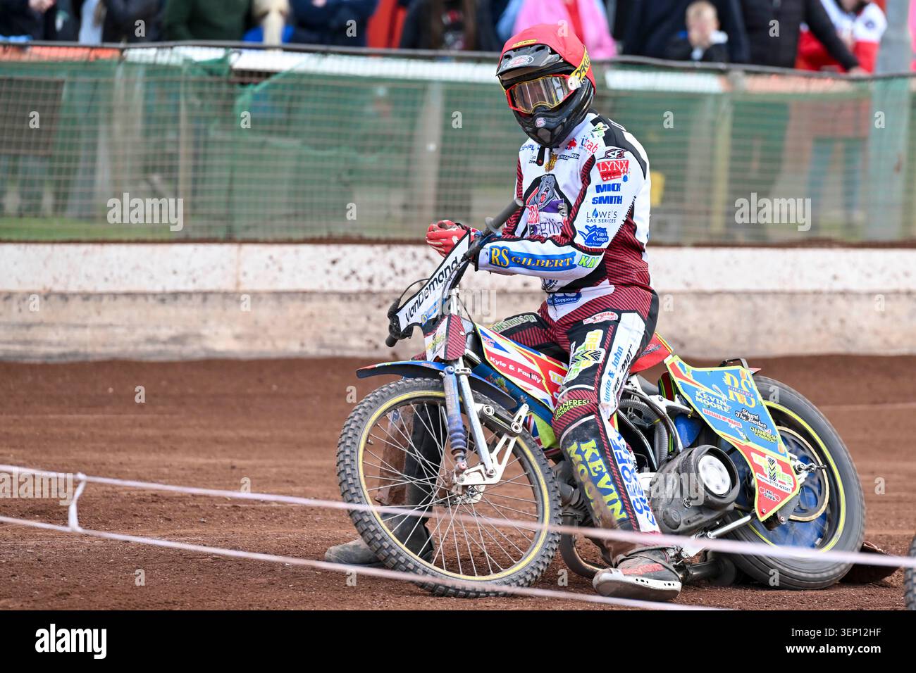 Simon Lambert of Redcar Bears at the start of Heat 12 of the Maxicab KO ...