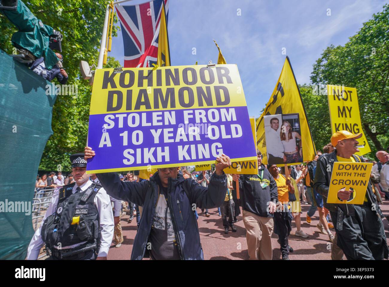 Trooping the colour 2026 hi-res stock photography and images - Alamy