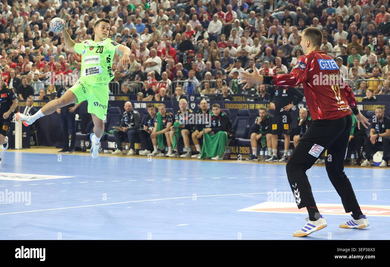 f.l. Germany, SC Magdeburg - Fuechse Berlin, Semi-finals, European ...