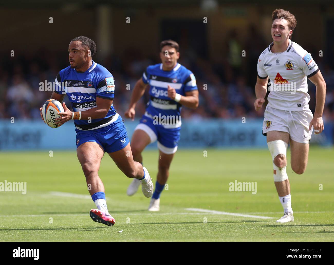 Bath Rugby's Max Ojomoh with the ball during the Gallagher PREM match ...