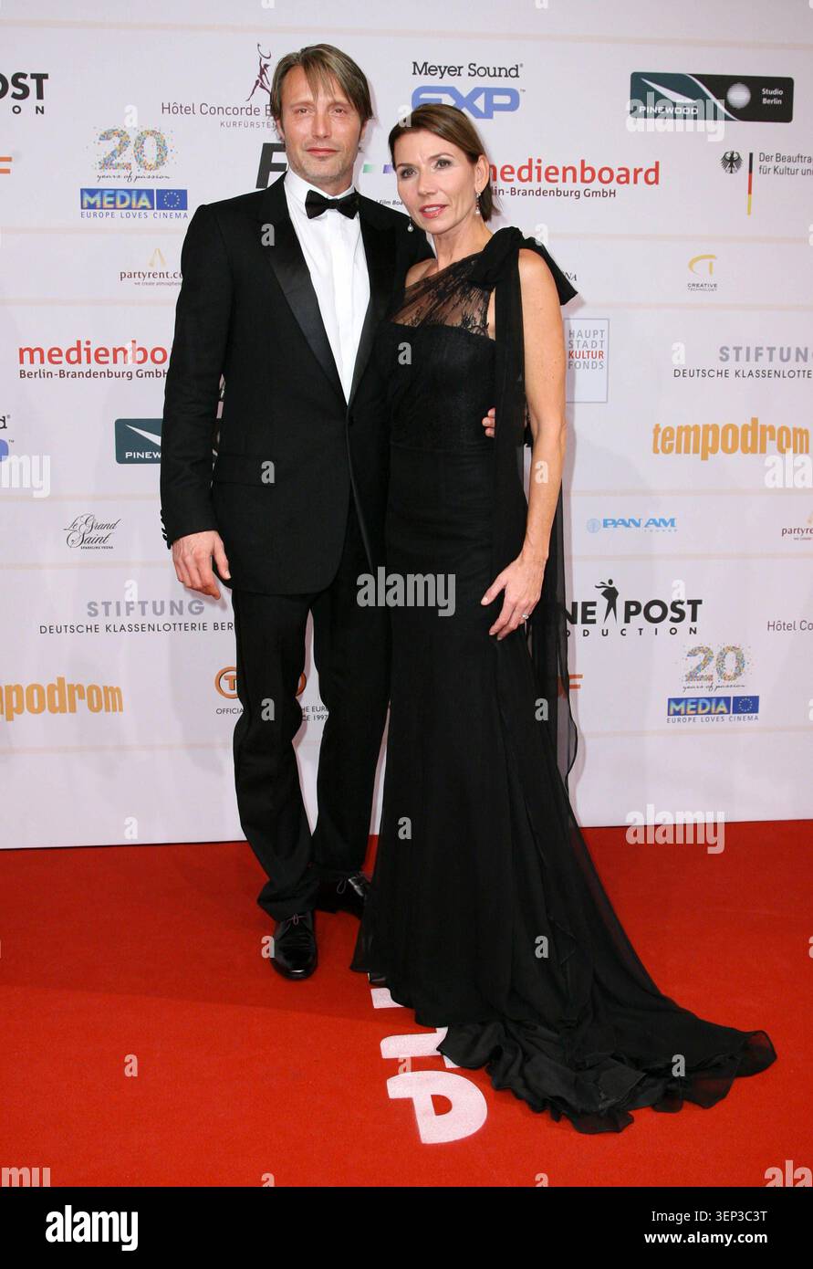 Mads Mikkelsen Ehefrau Hanne - 24th European Film Awards, Tempodrom ...