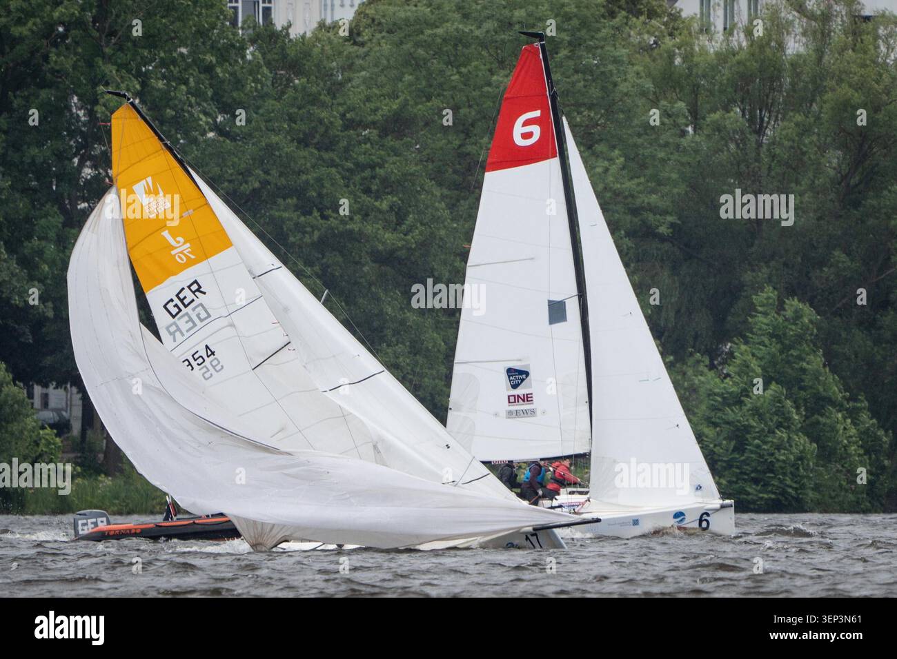 Team Garda Girls on boat 17 in race 20 Stock Photo - Alamy